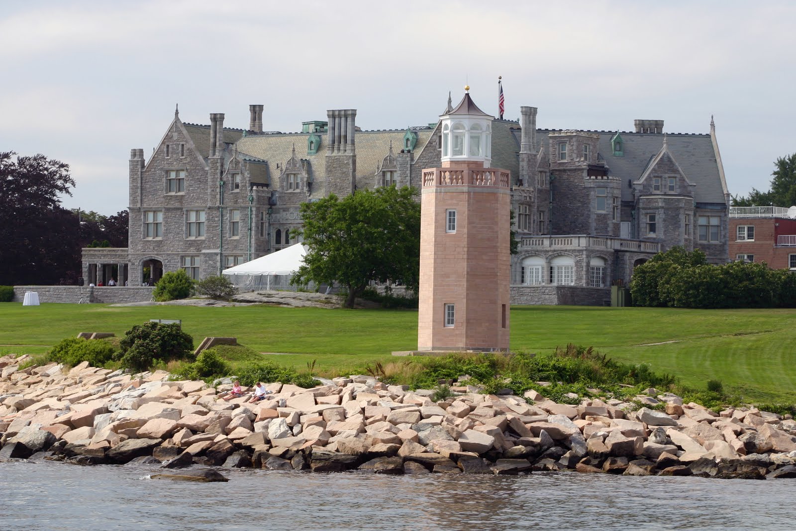 Avery Point Light - Alchetron, The Free Social Encyclopedia