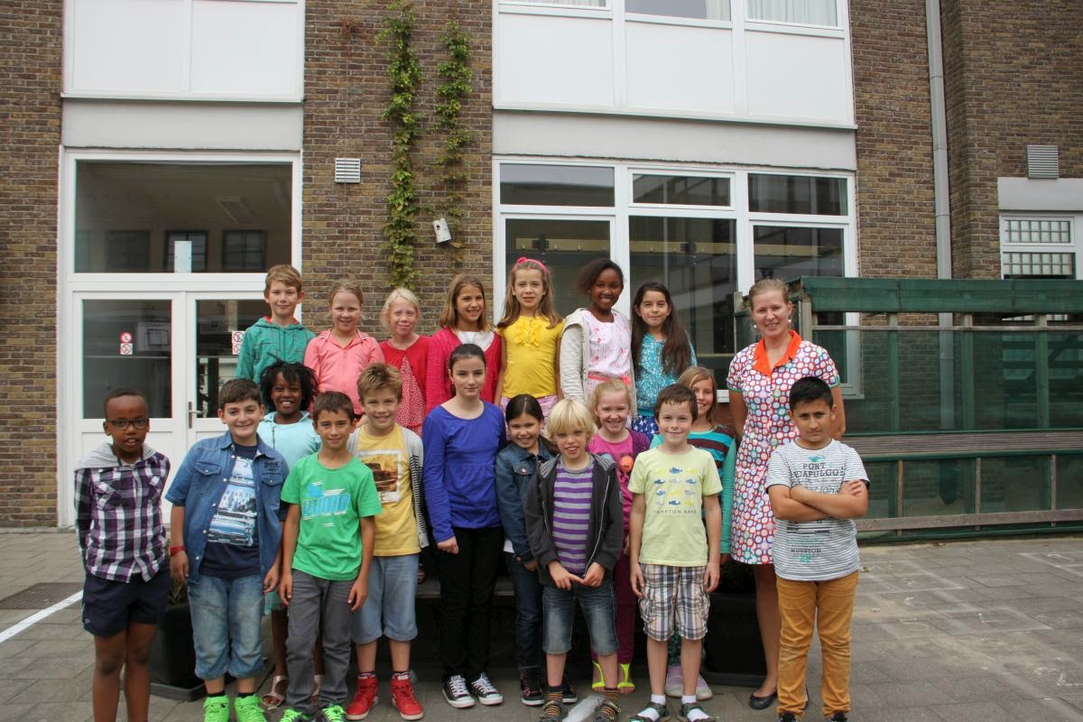 Sint-Lutgart 4V1: Onze klasfoto