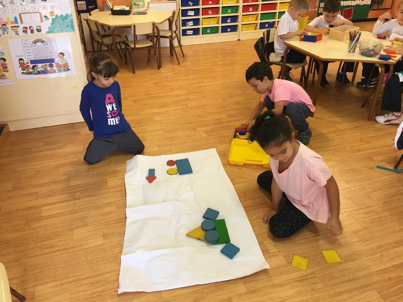 CEIP María Jesús Pérez Morales: Trabajando geometría