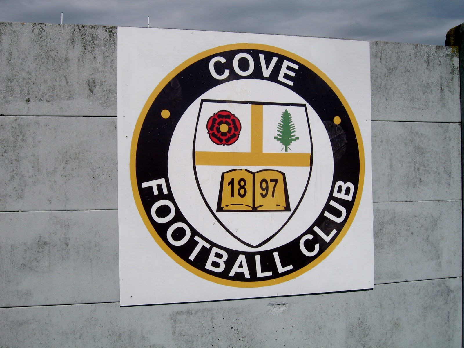 Hopping Around Hampshire: May 2012