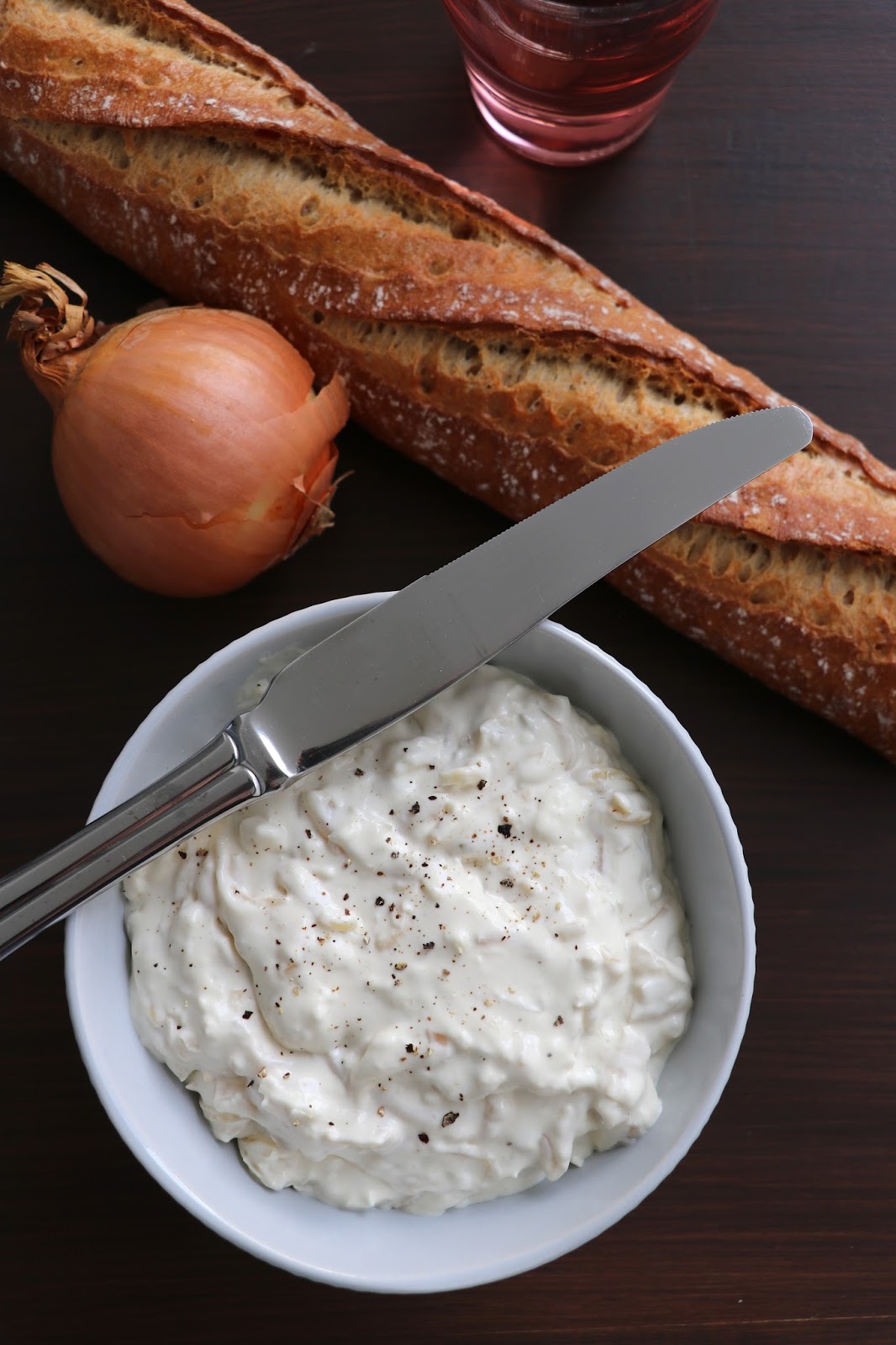 The Cook Time: Dip aux oignons, crème et fromage frais