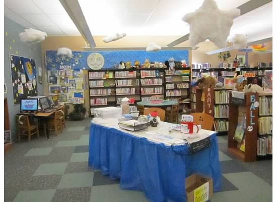 Dig in and READ @ the Amherst Public Library: The stage is set
