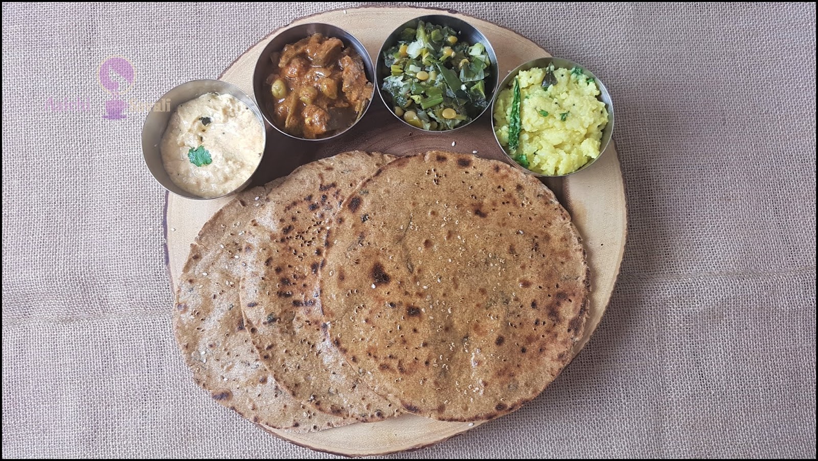 How to Make Masala-Garlic Bhakri: Crispy and Puffy - Aaichi Savali