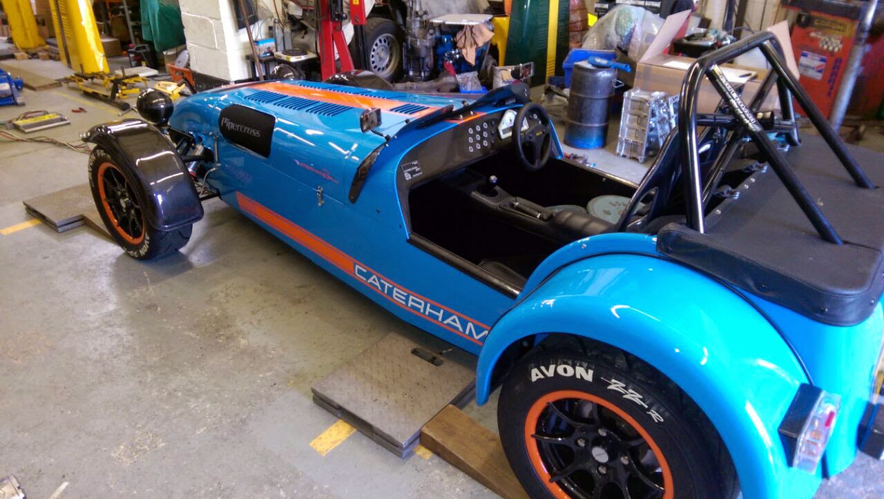 2019 Caterham 270R Racing Blog: Flat Flooring by Rat Race Motorsport