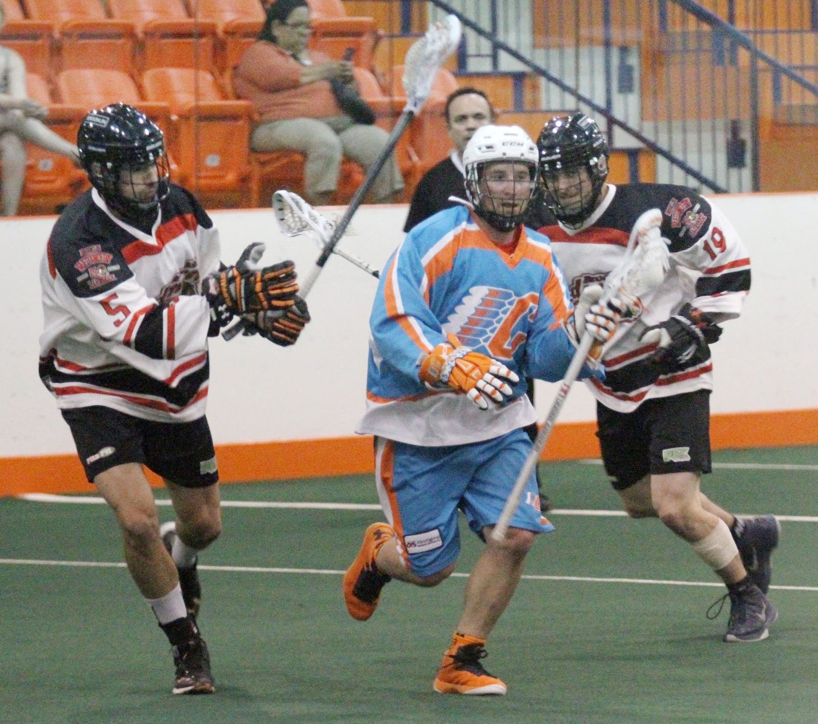 Chiefs need OT to beat Redmen