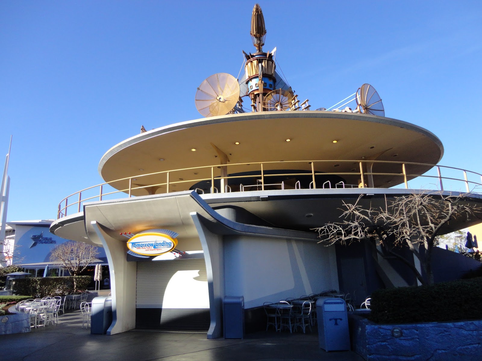 Disneyland: Tomorrowland Rocket Rods