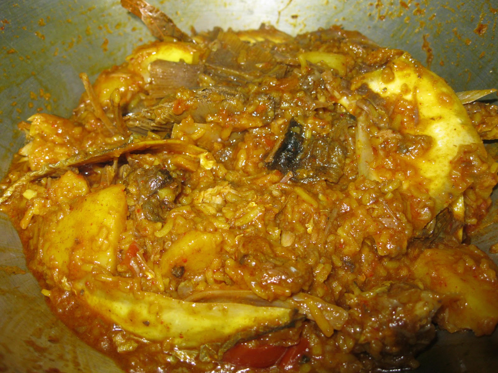 FOOD STATION: Muri Ghonto (Most Popular Bengali Fish Recipe)