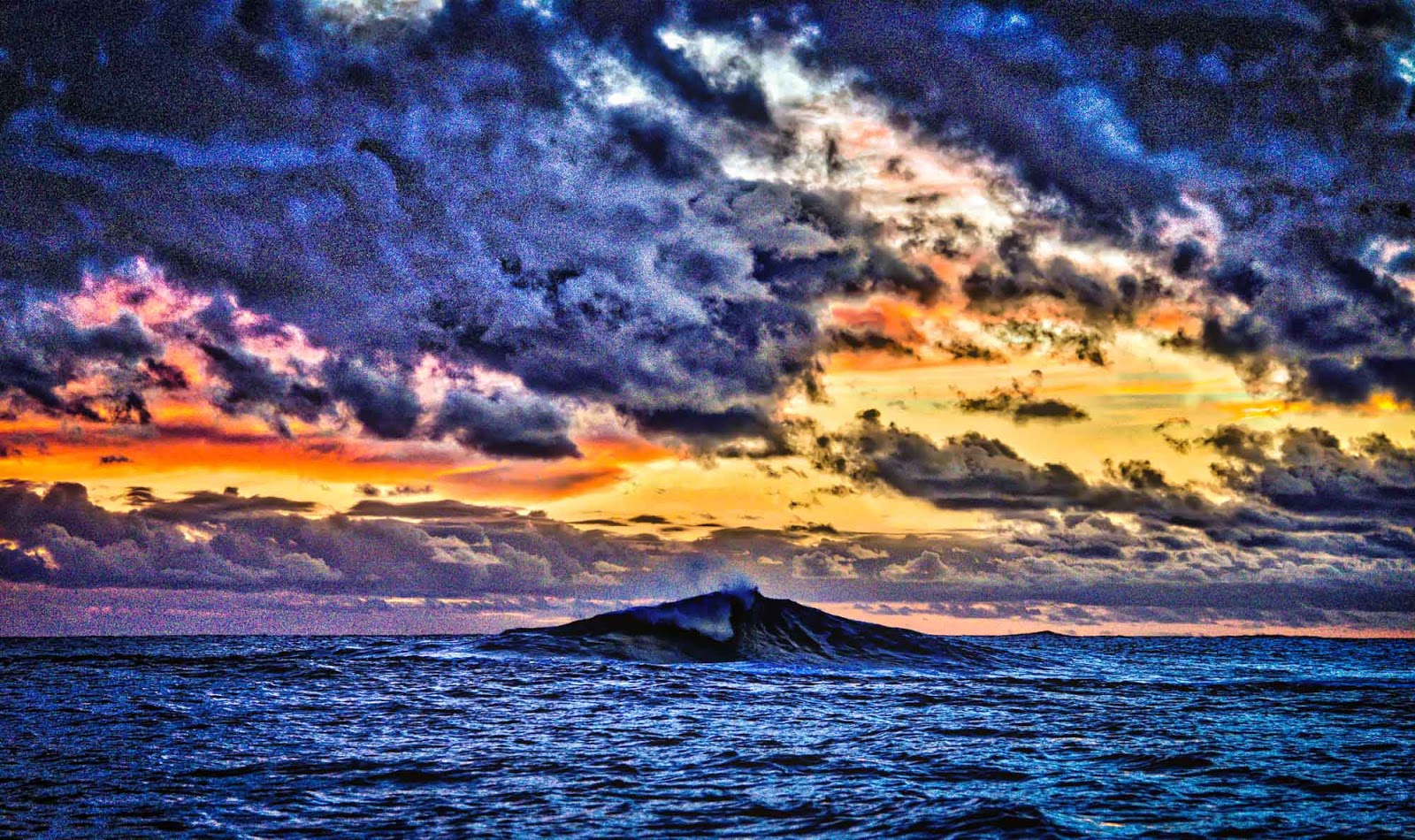 Nimrod catamaran: Happy in Ha'apai