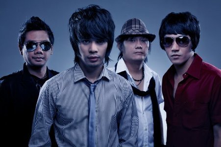 Biografi Grup Tiket « VAN CODET