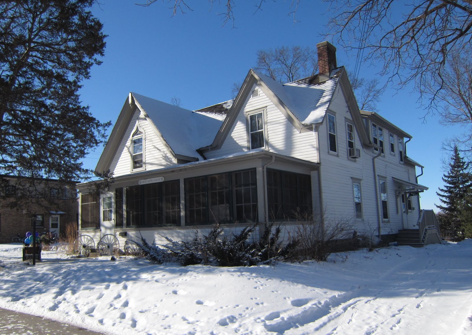Prairie-Lakes Journeys from a Two Spirited View: Dacie Moses House ...