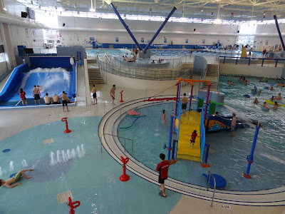 MORE KIDS THAN SUITCASES: The Mind Reading Staff of Kelowna's H2O Centre