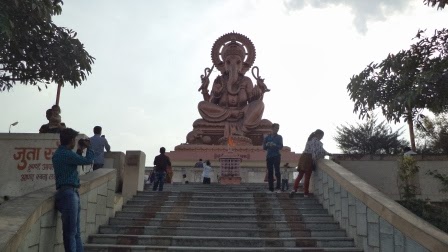 Spicy Articles: Sai Baba Temple in Shirgaon