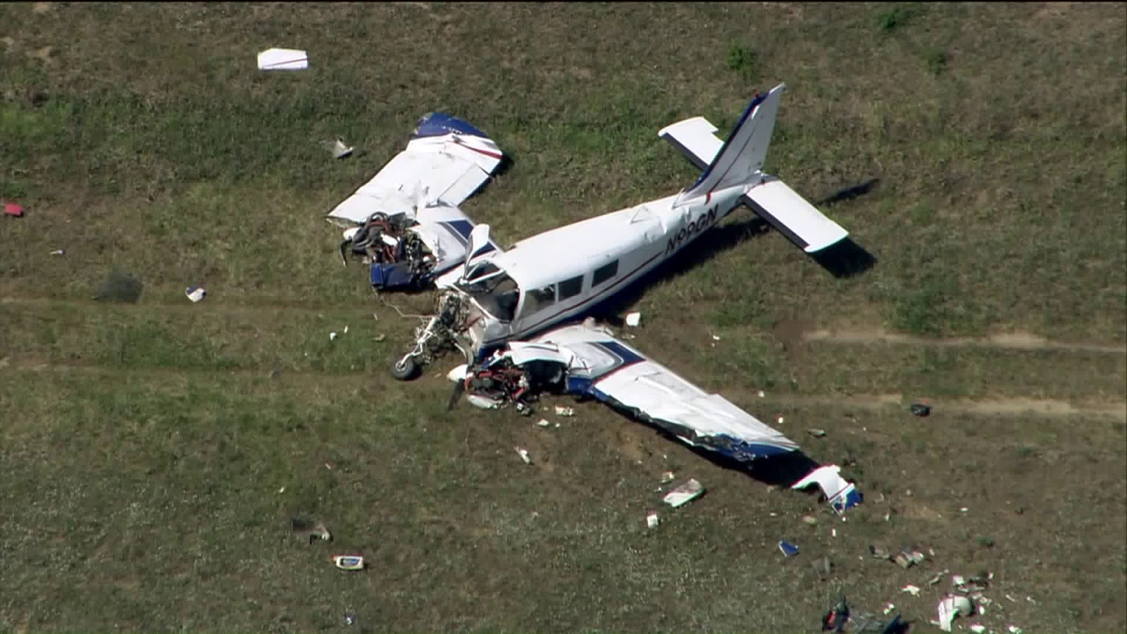 Kathryn's Report: Loss of Control in Flight: Piper PA-34-200 Seneca I ...