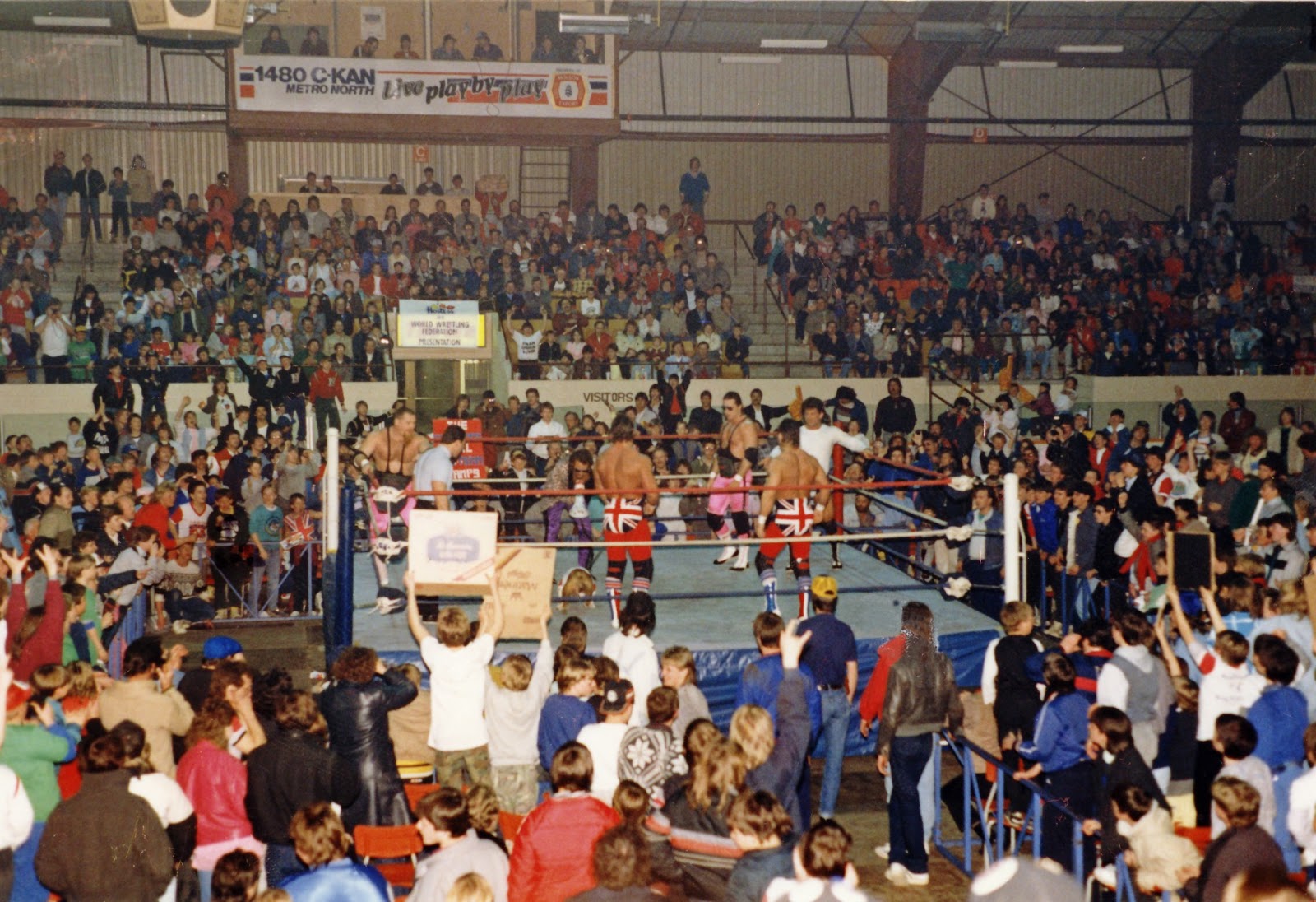 Hart Foundation vs. Bulldogs at a pre-WrestleMania III house show ...