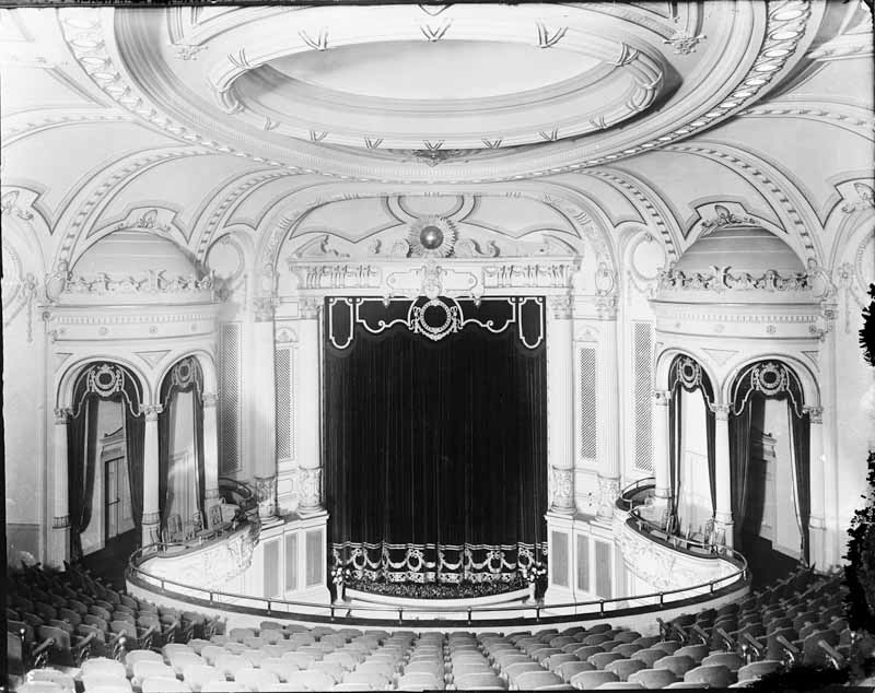 Mob Town Preservation : Loew's Parkway Theater
