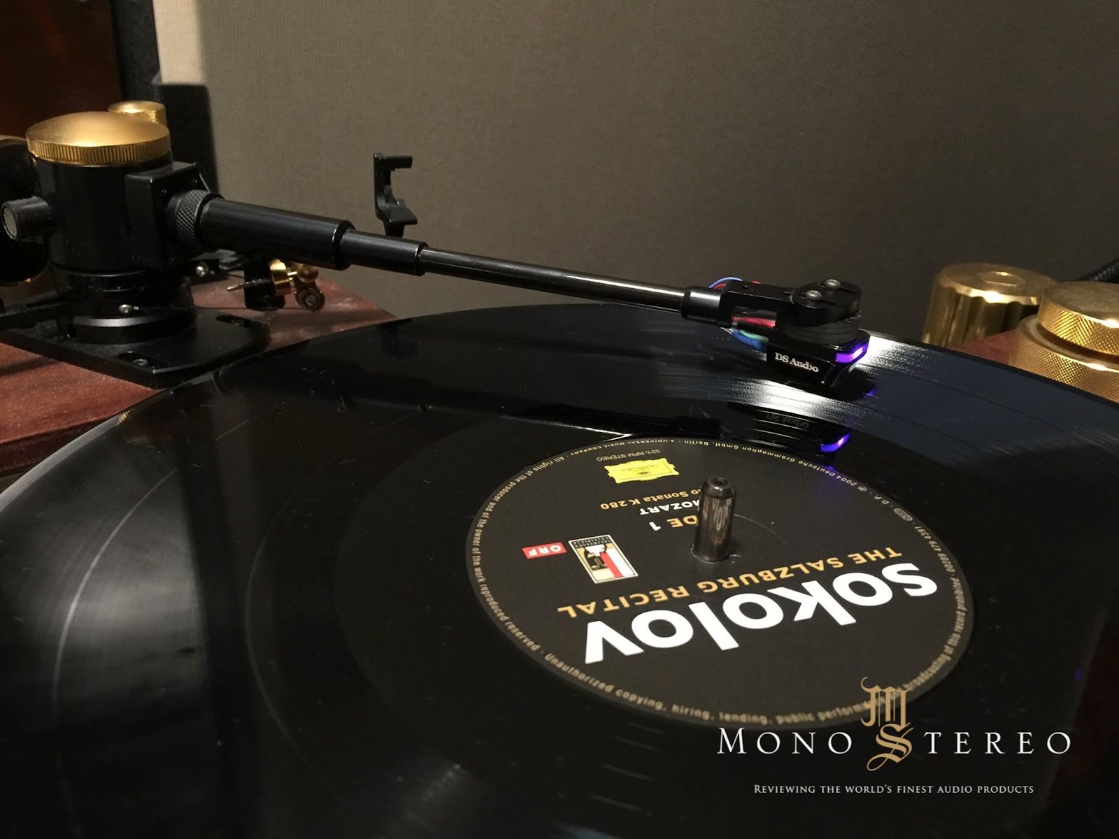 DS Master 1 in a very special analog company – Ultimate High-Fidelity