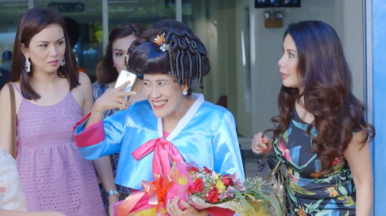 My Movie World: Bes And The Beshies Official Trailer and Poster