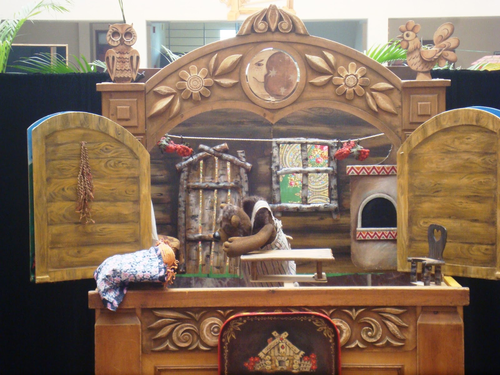 Pathways School, Noida: A Story on Strings, Russian Puppet Show - Meher ...