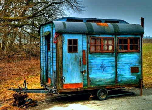 The Flying Tortoise: Gypsy Wagons. Tiny Colourful Bohemian Homes On ...