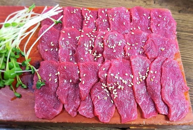 [Food] Yookhui (육회, Korean-Style Chopped Raw Beef) ~ peacebreeze