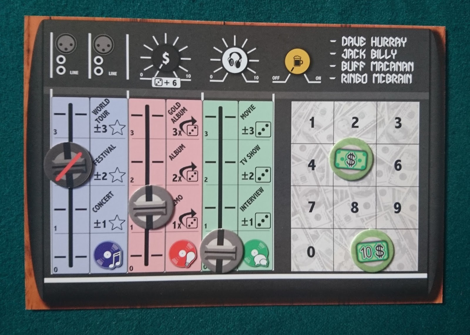 El viernes toca... JUGAR!!: METAL MANIA - UNA RESEÑA MUY HEAVY