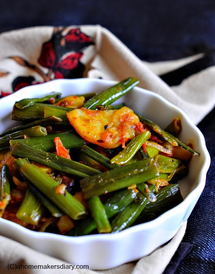 Peyanjkolir Tarkar and Kumro Chenchki, two simple winter vegetable ...