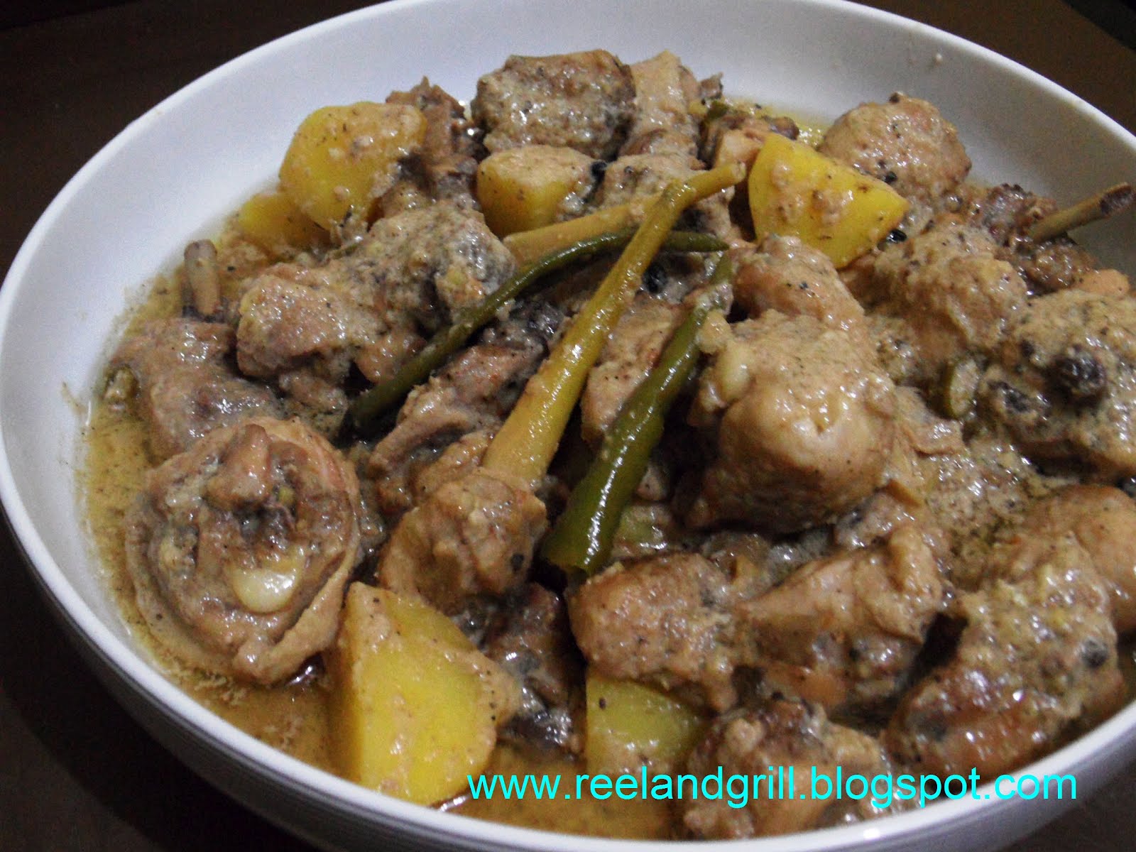 Reel and Grill: Paigang Adobo sa Gata (Chicken Adobo in Coconut Milk)