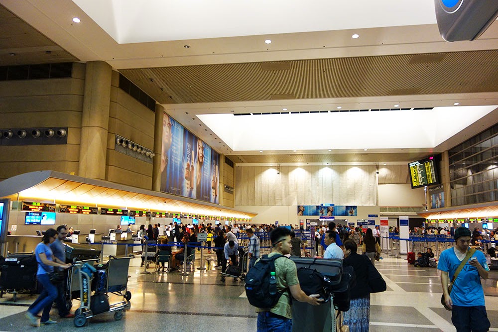 The new TBIT and the Star Alliance lounge. - Fly with Dinh.