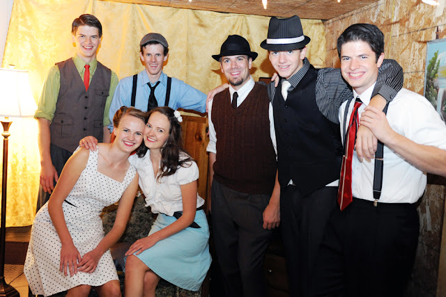 Paper Raindrops: 1940s dance!