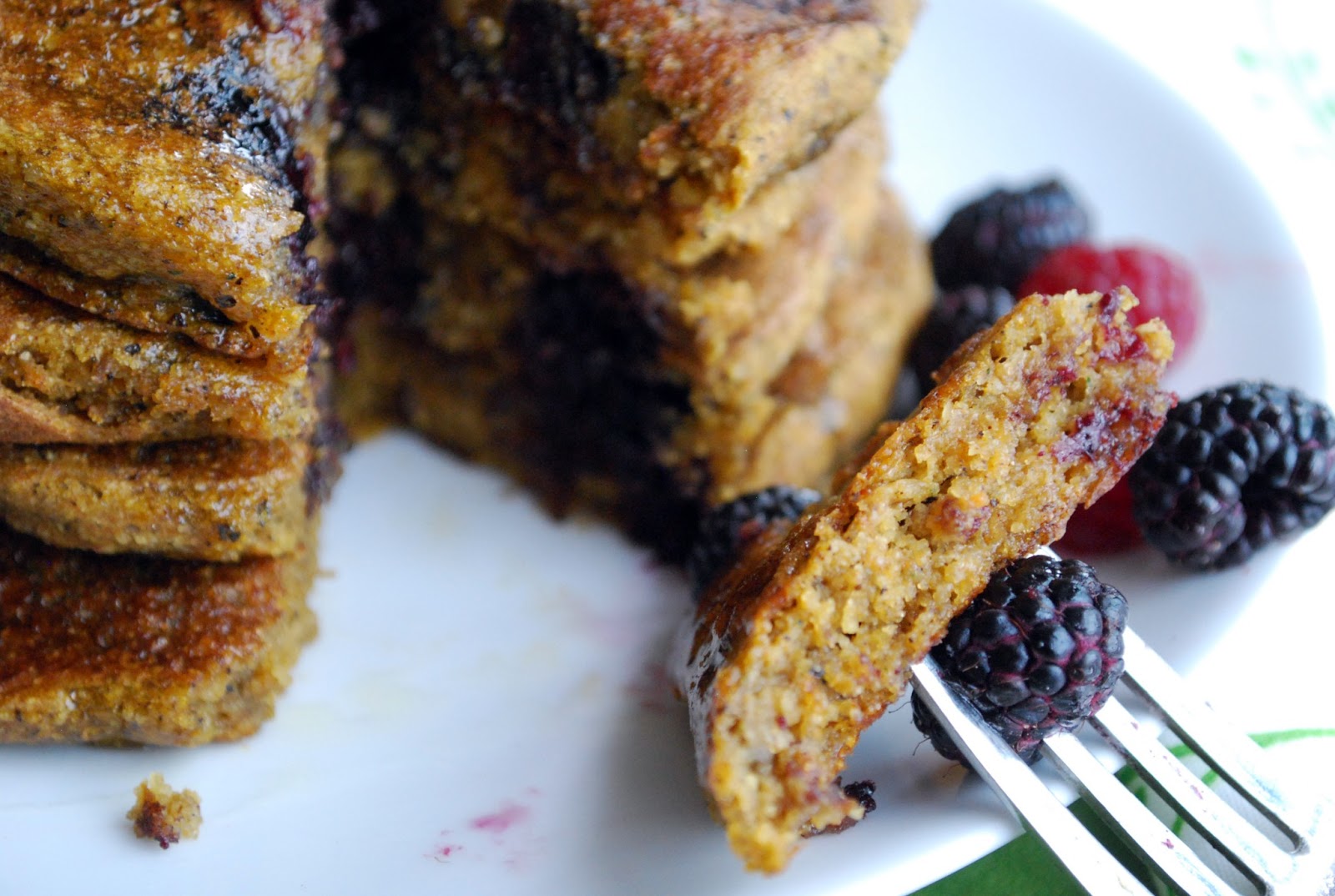 Return to the Garden: "SNEAKY CAKES" [AKA ALLERGEN-FREE, VEGAN PANCAKES]
