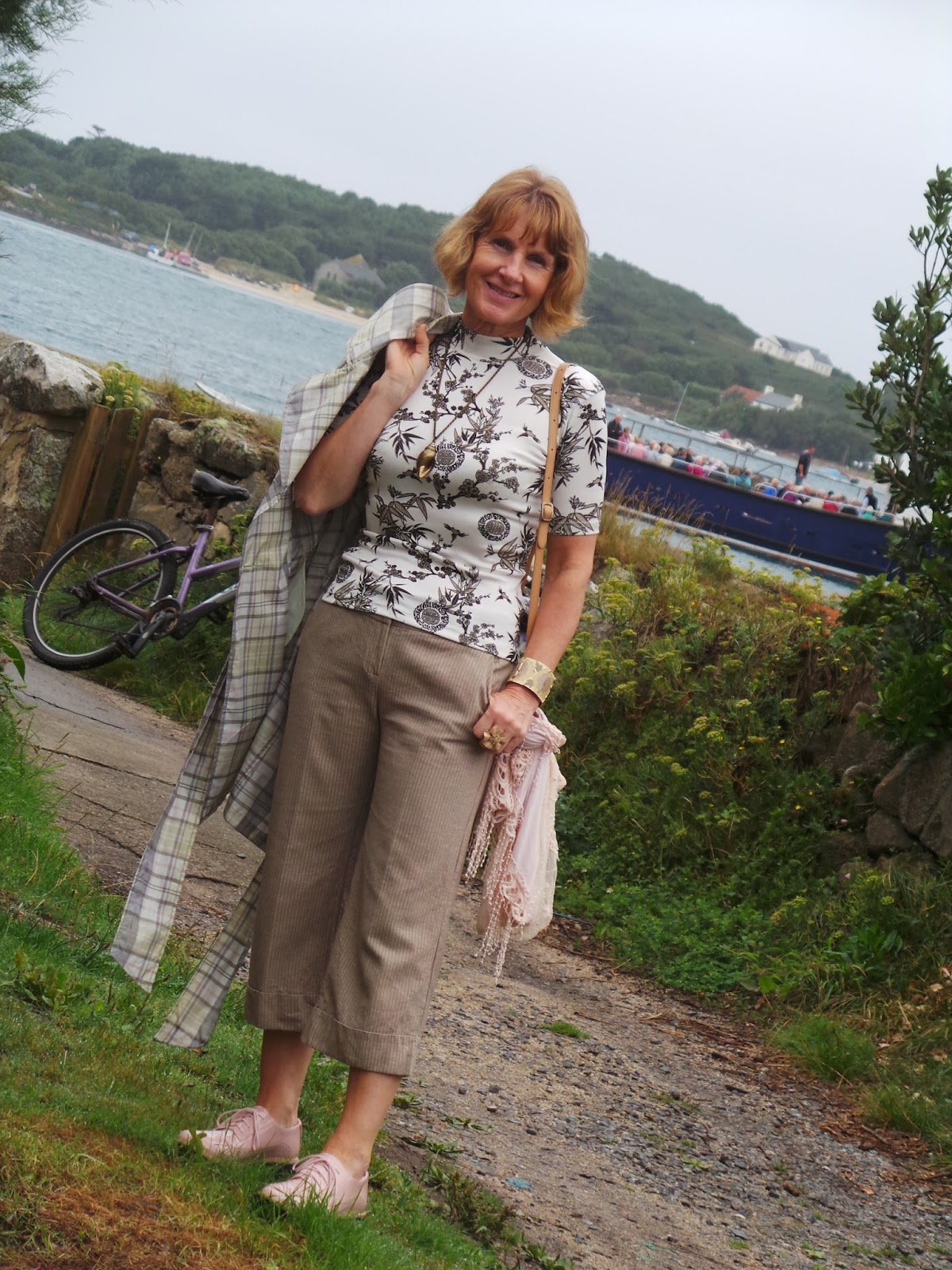 Pink brogues | Anna's Island Style