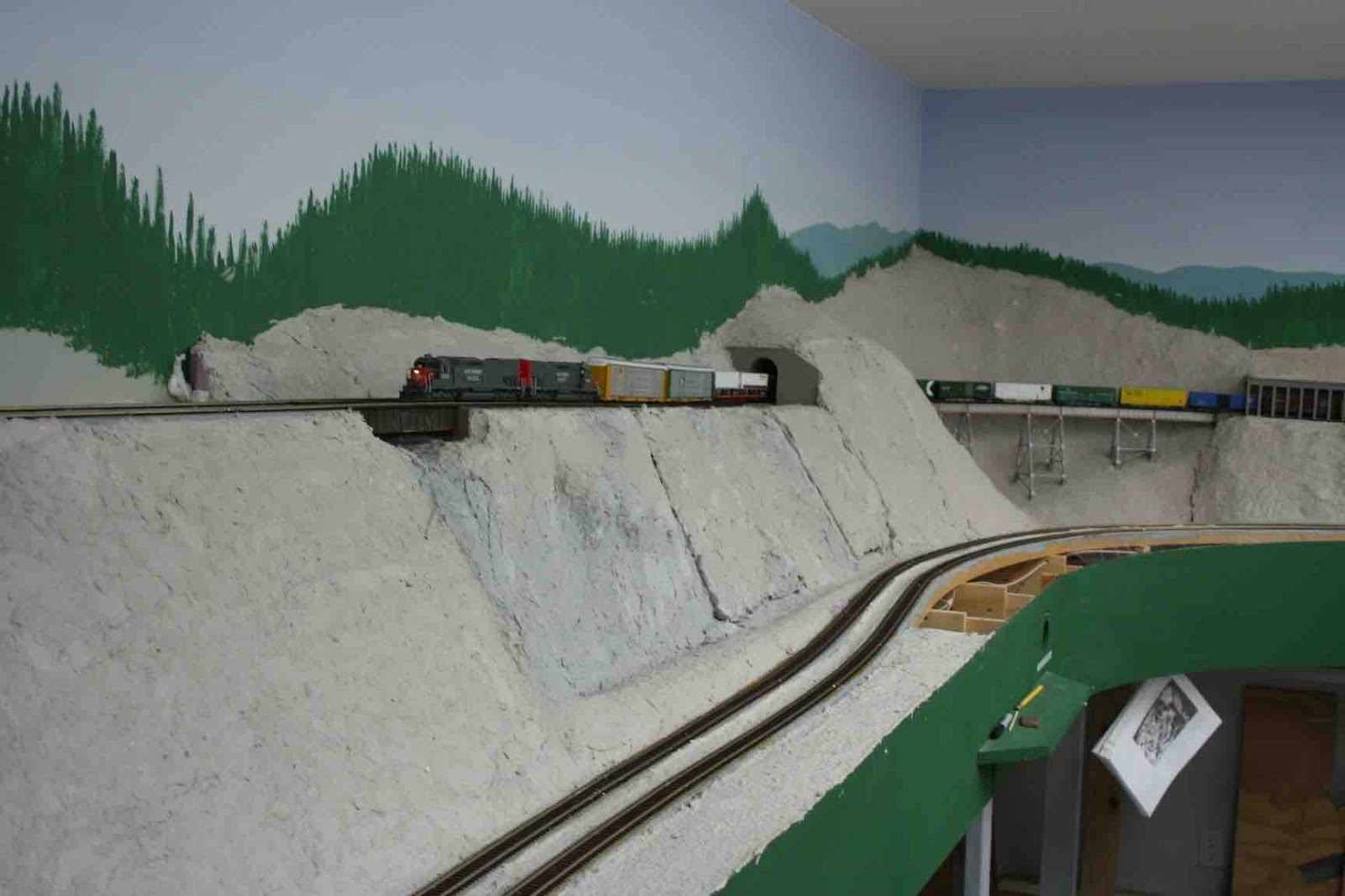 Southern Pacific Cascade Line: BELOW CRUZATTE