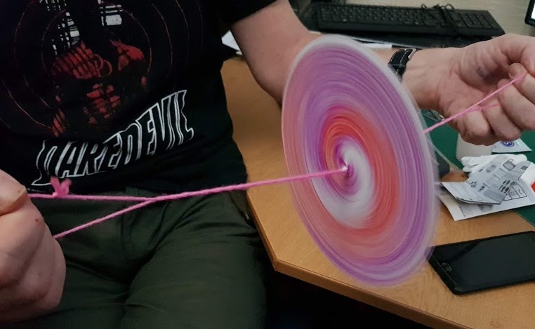 The Brick Castle: 5 Minute STEM Activity 15: The Spinner