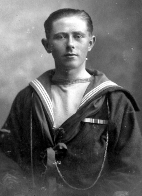 Tour Scotland: Old Photograph Navy Seaman From Methil Scotland