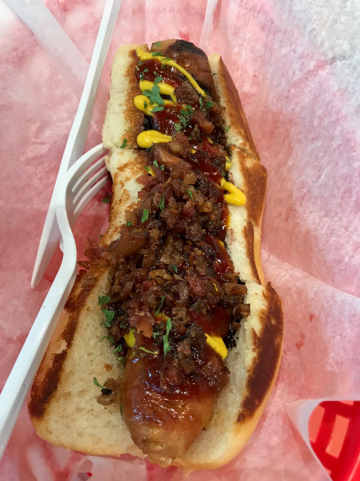 Weird, Wacky and Wild South: Dat Dog is Dat Delicious!