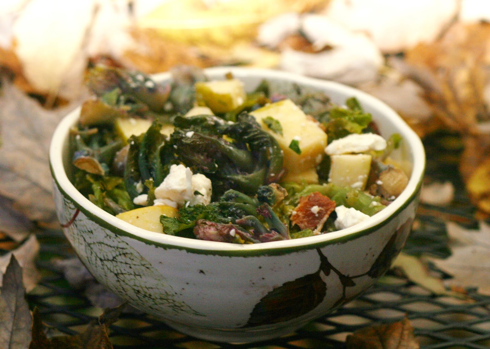 Bacon-Apple Kalette Salad – Coconut & Lime