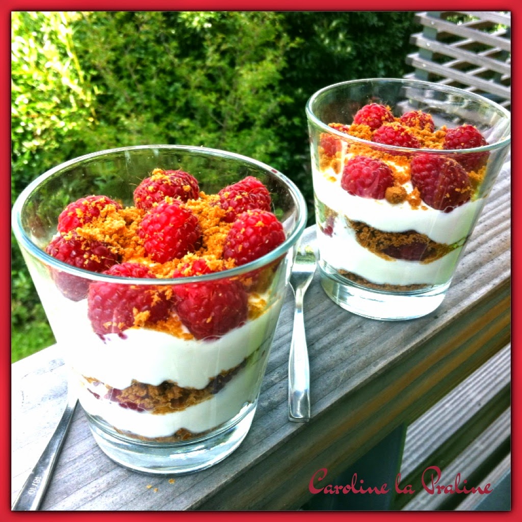 Caroline La Praline: Verrines de Fromage Blanc aux Framboises et Spéculoos