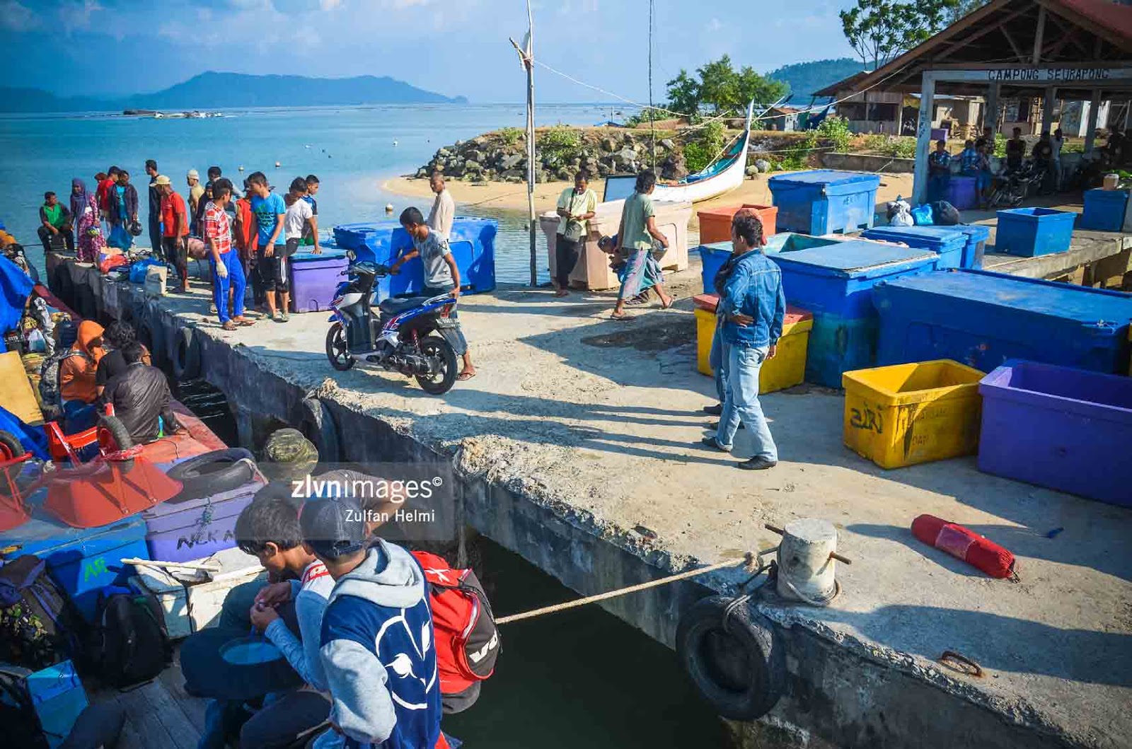 How do I get from Banda Aceh to the Breuh Island?