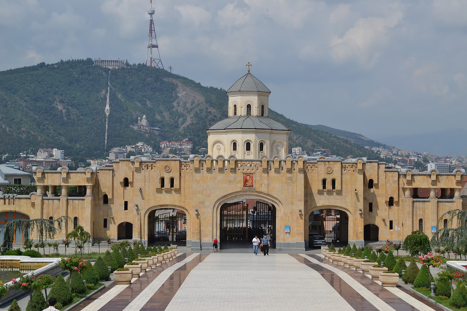 Tiflis, Nam-ı diğer Tbilisi