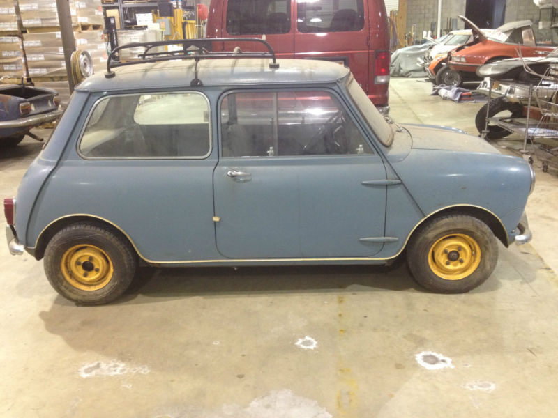 10k: Mini Burn; 1960 Austin Mini Minor - DailyTurismo