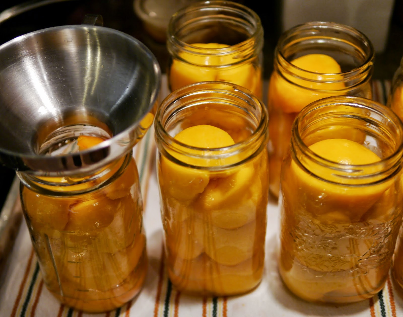 How to Can Peaches - Backwoods Mama