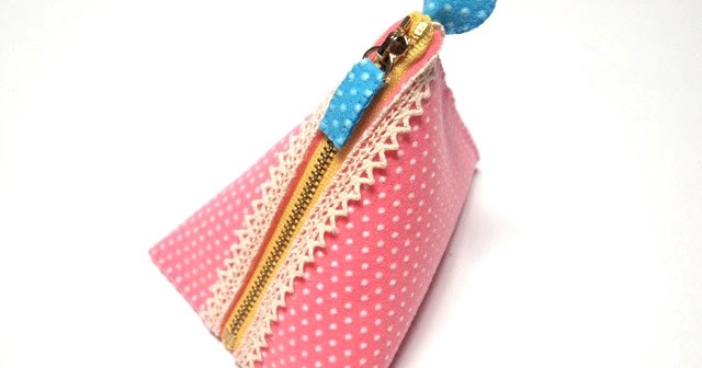 Triangle Pouch Tutorial ~ DIY Tutorial Ideas!