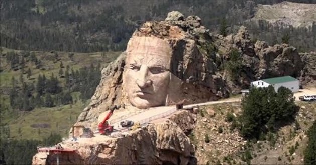 White Wolf : Monument Of Native American Hero ‘Crazy Horse’ Slowly ...