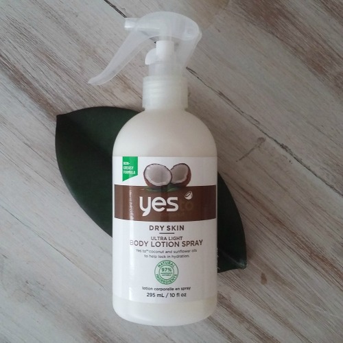 Un viento del este: Yes to Coconut Body Lotion Spray: hidratante corporal