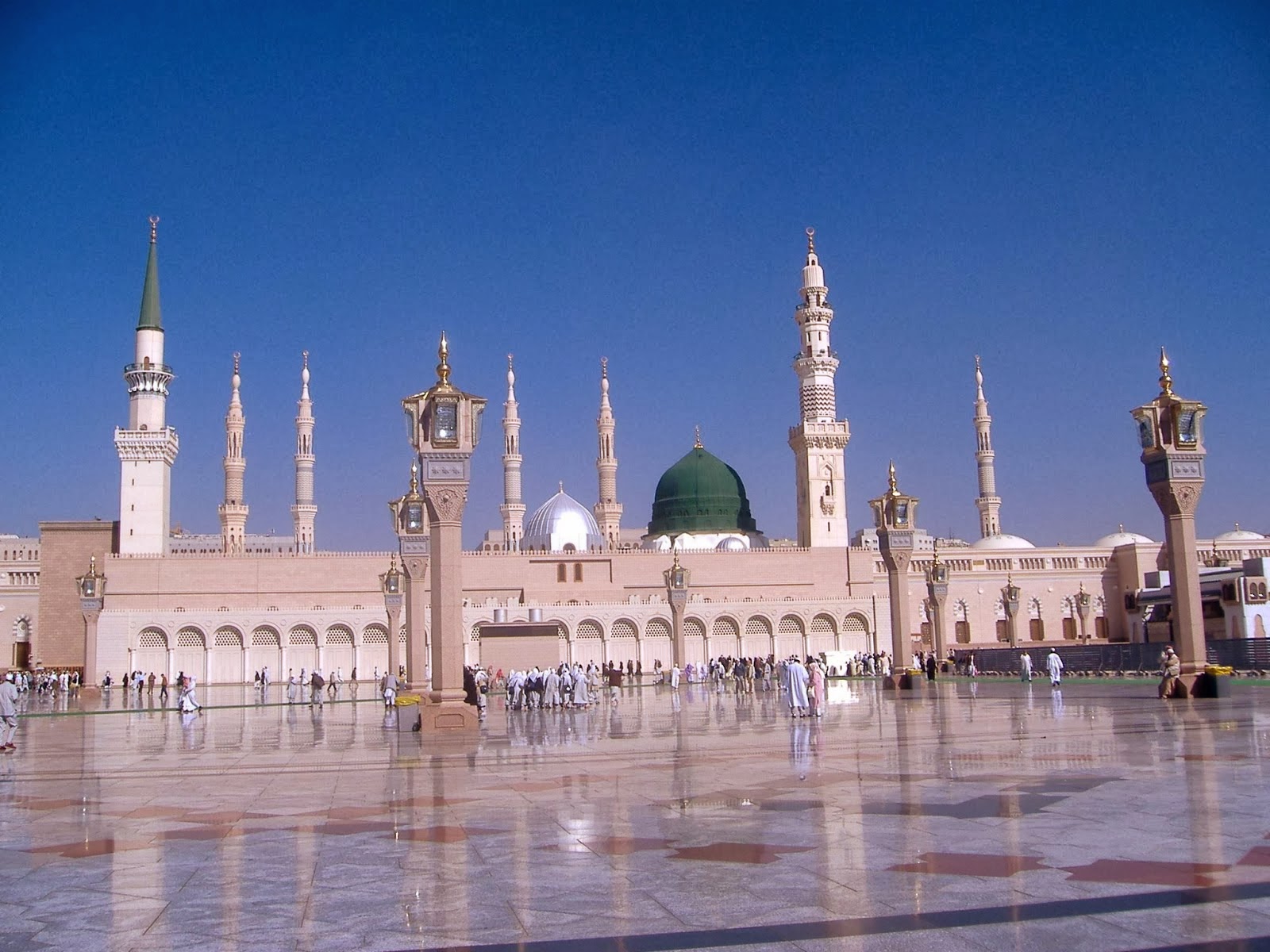 HD Wallapers Zone: Madina Munawara Pictures