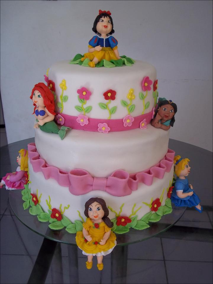 Bolos, Arte e Doçura: Bolo Princesas Disney