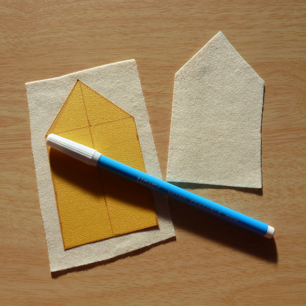 How to Make Plushies Out of Felt for Beginners