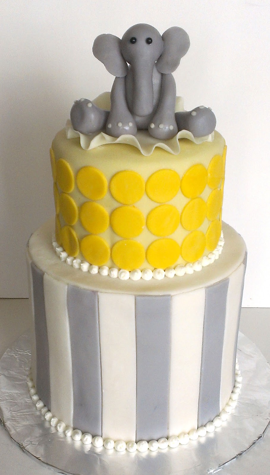 The Cake Market: Graphic Elephant Cake