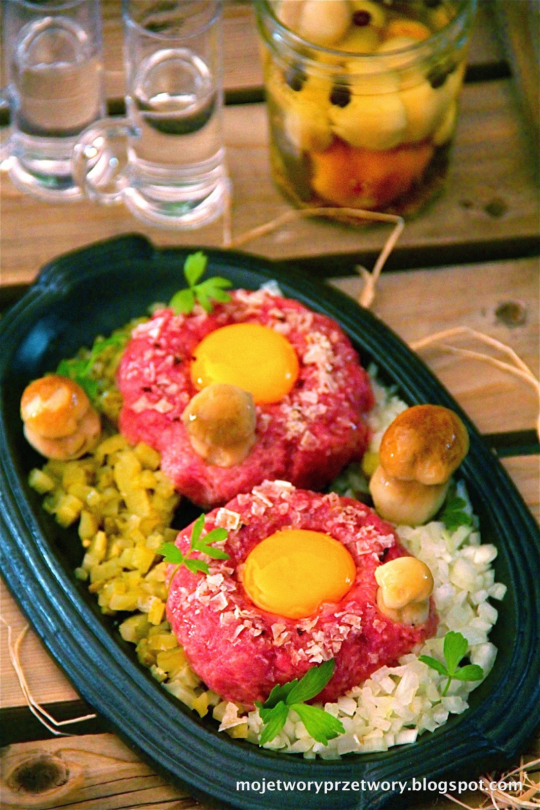 MojeTworyPrzetwory: Tatar wołowy z ligawy / Befsztyk tatarski