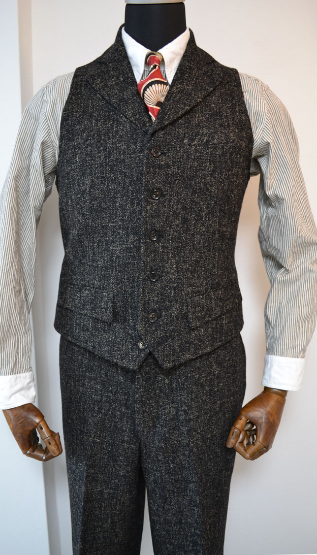 ADJUSTABLE COSTUME: ☆ Black Kemp Wool Suit